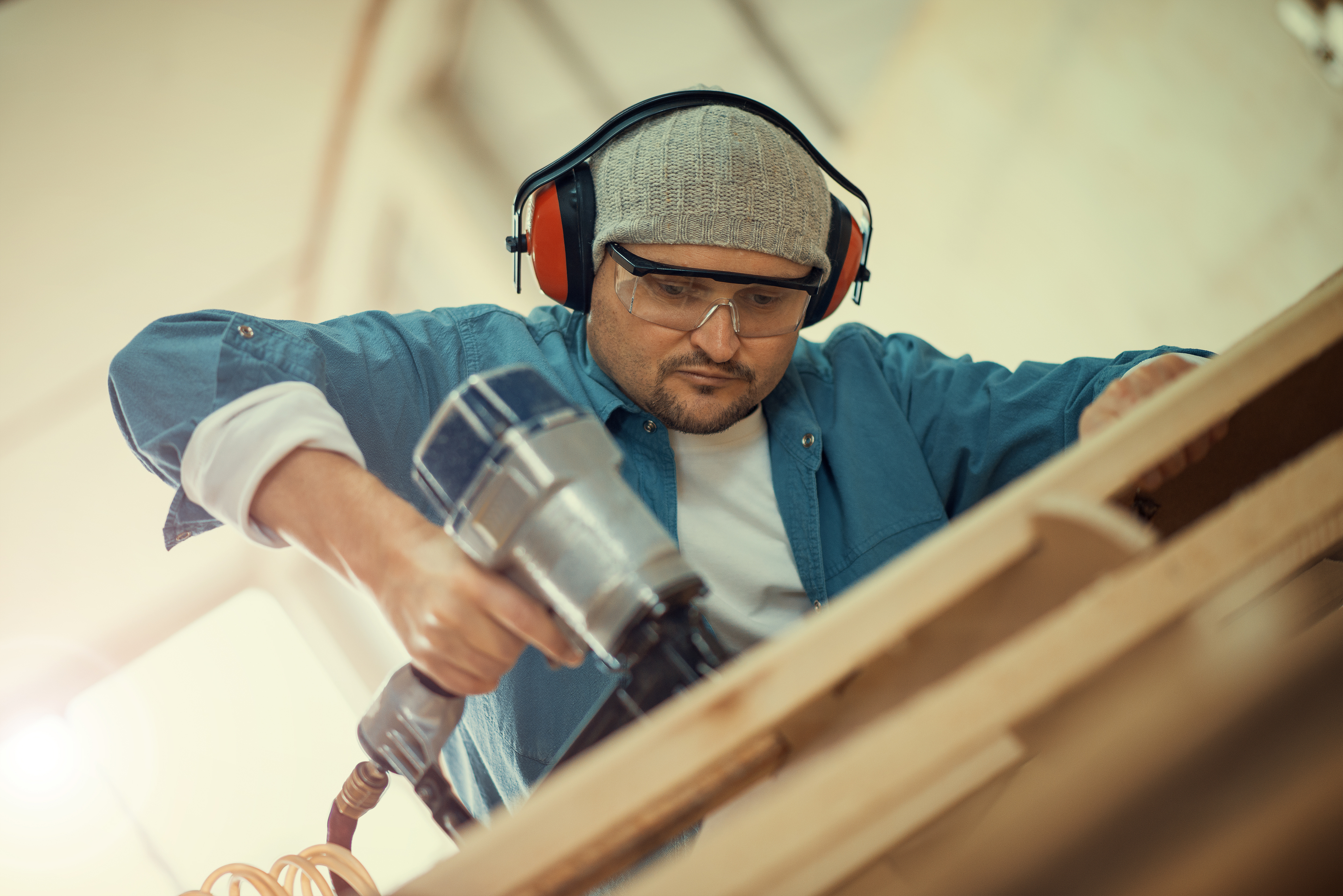 Pneumatic Nail Staple Gun Safety Alert